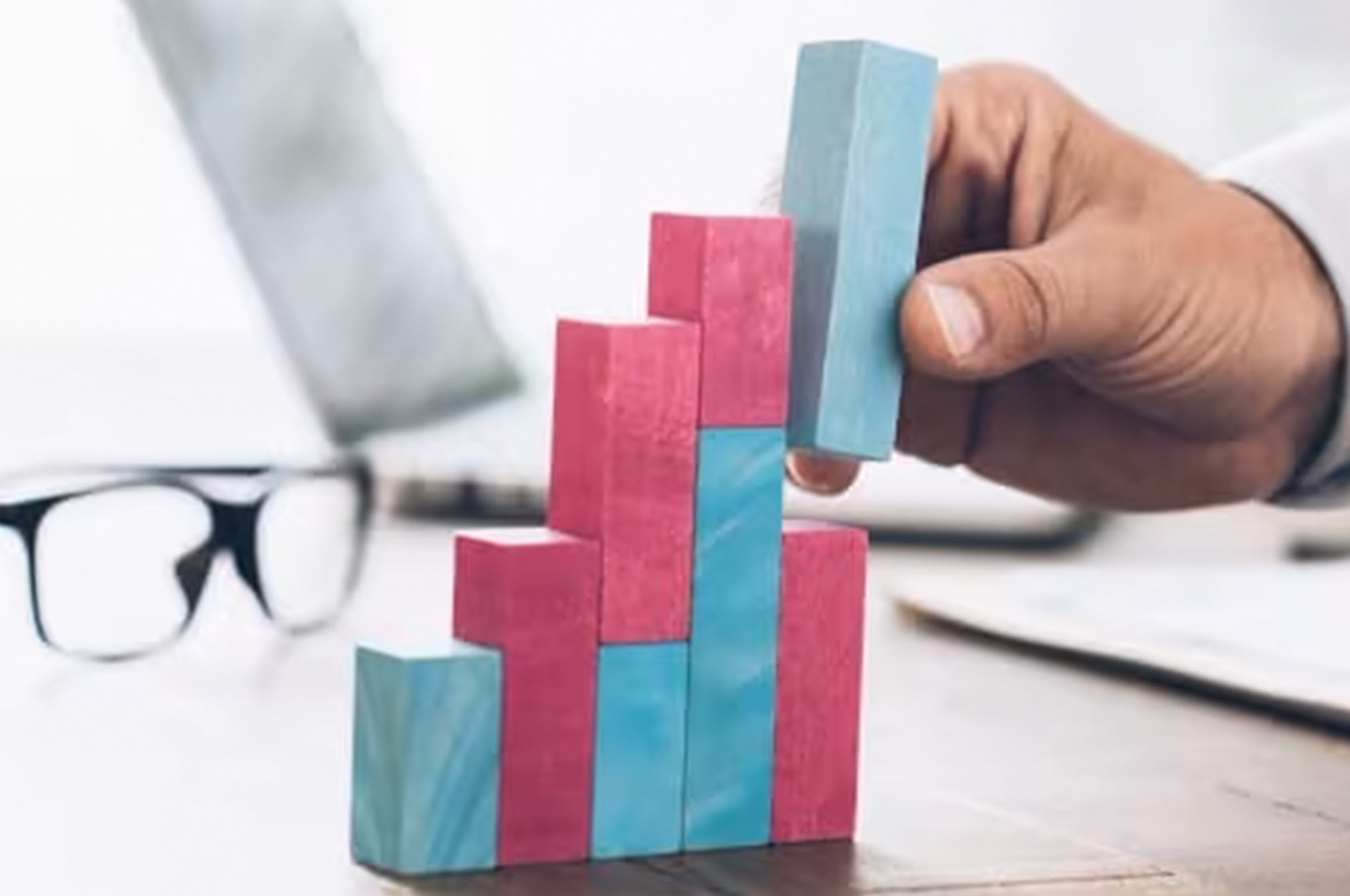 ‘Stunning’ rally bolsters super returns momentum - Super Review