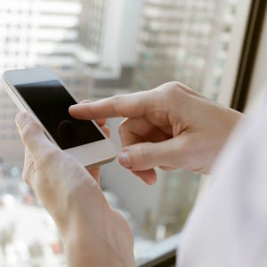 AMP launches free intra-fund advice service - Super Review